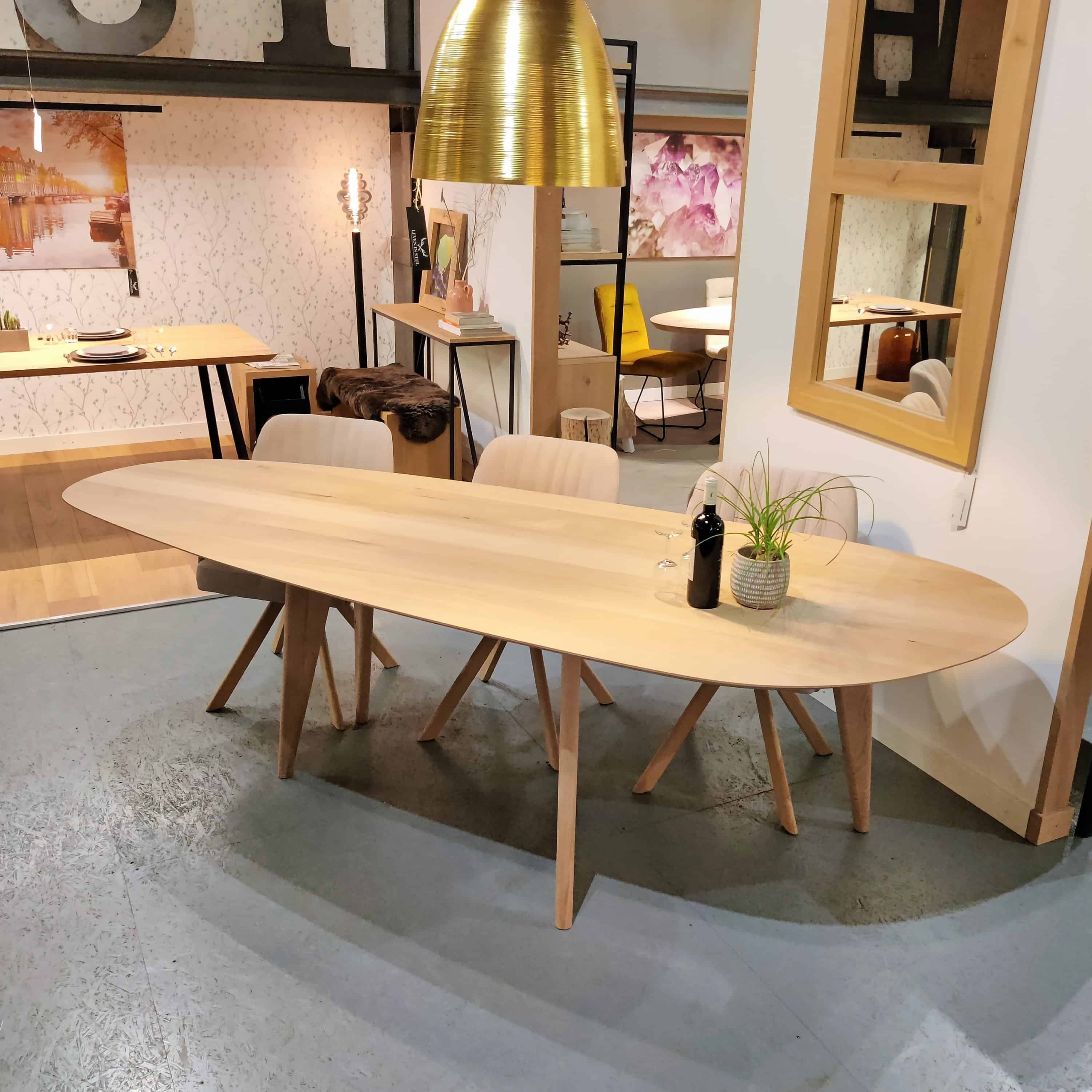 Organische eettafel Pebble - Leven in Stijl